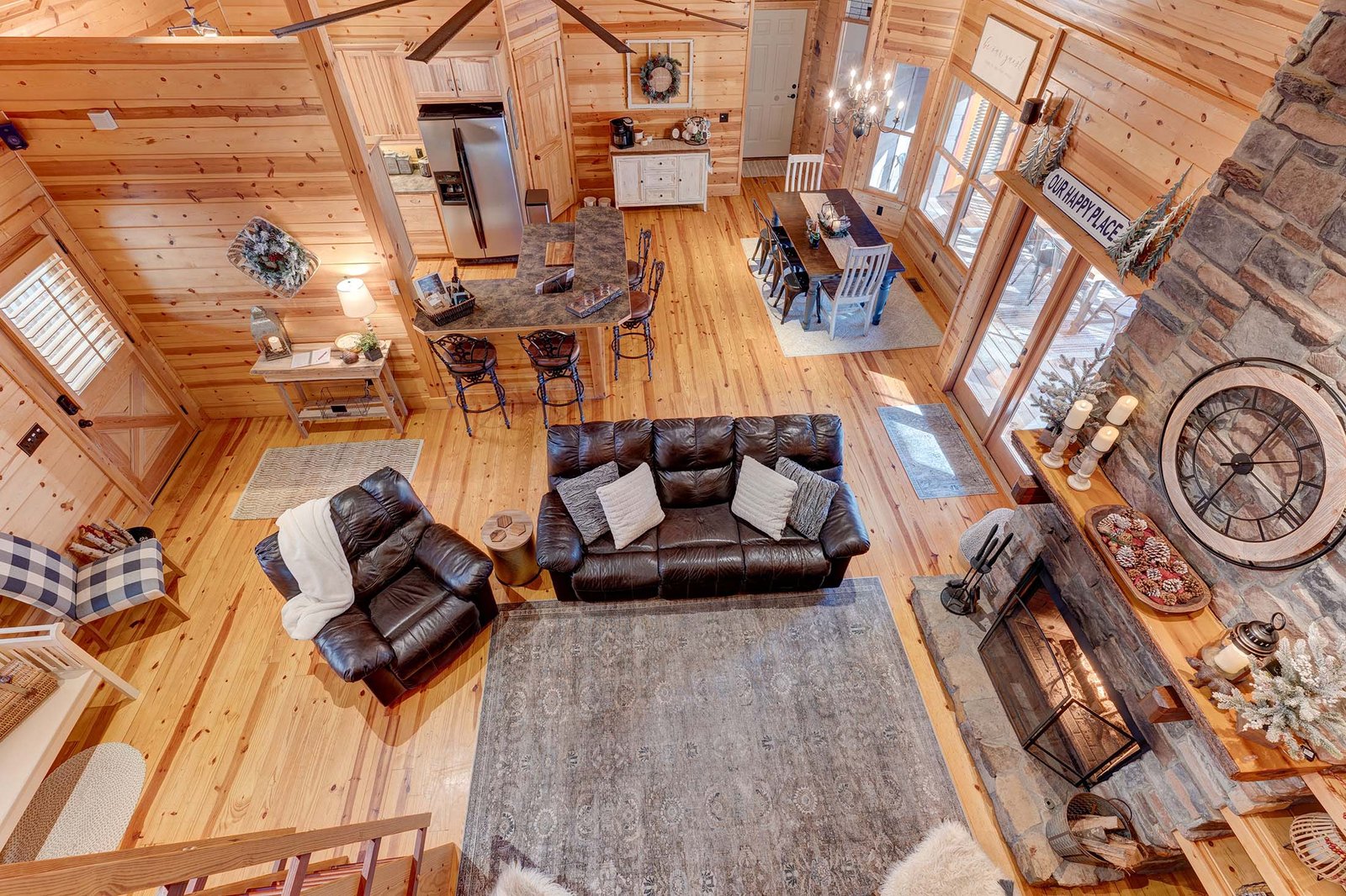 Gallery – Gone Squatchin Creekside Cabin