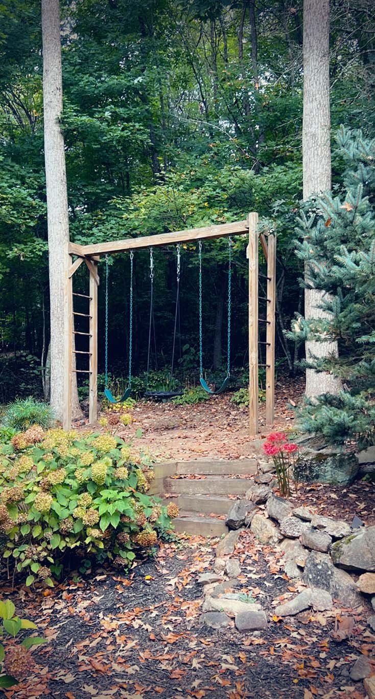 Gallery – Gone Squatchin Creekside Cabin